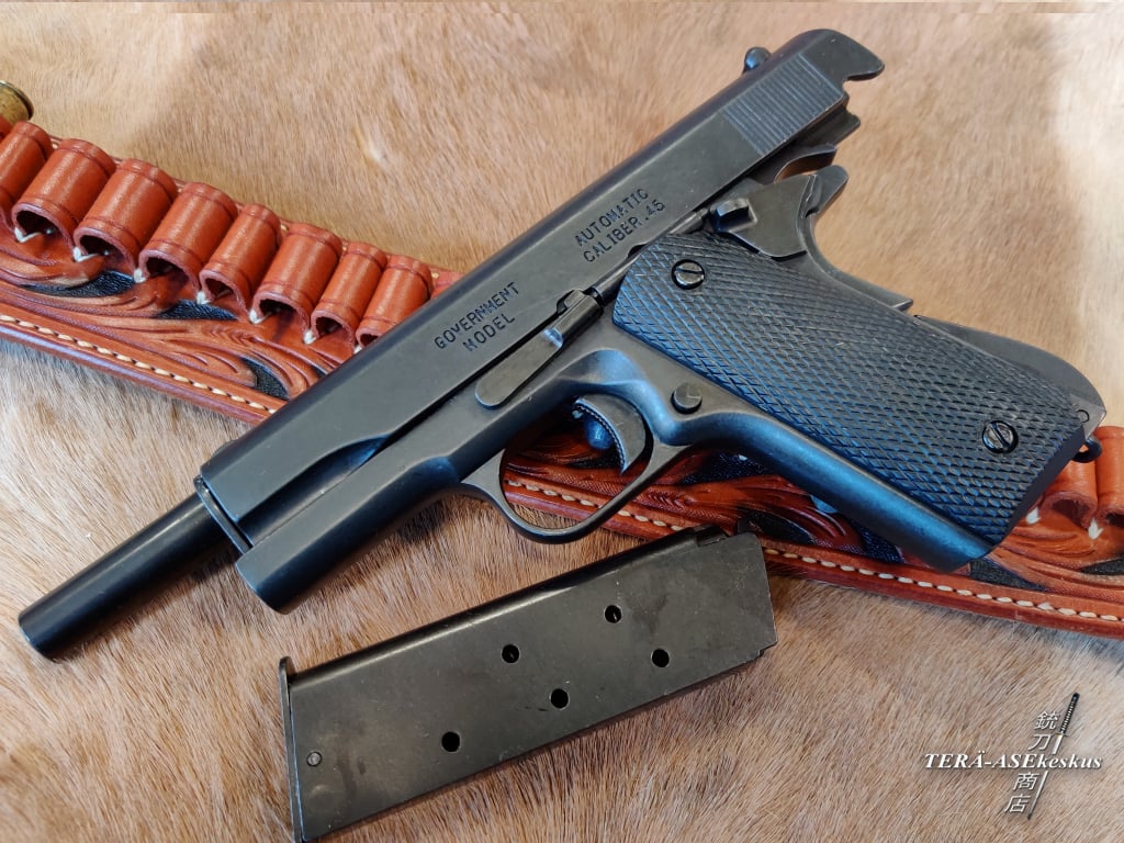 Denix Colt Government M1911 A1 Black Edition replica pistol